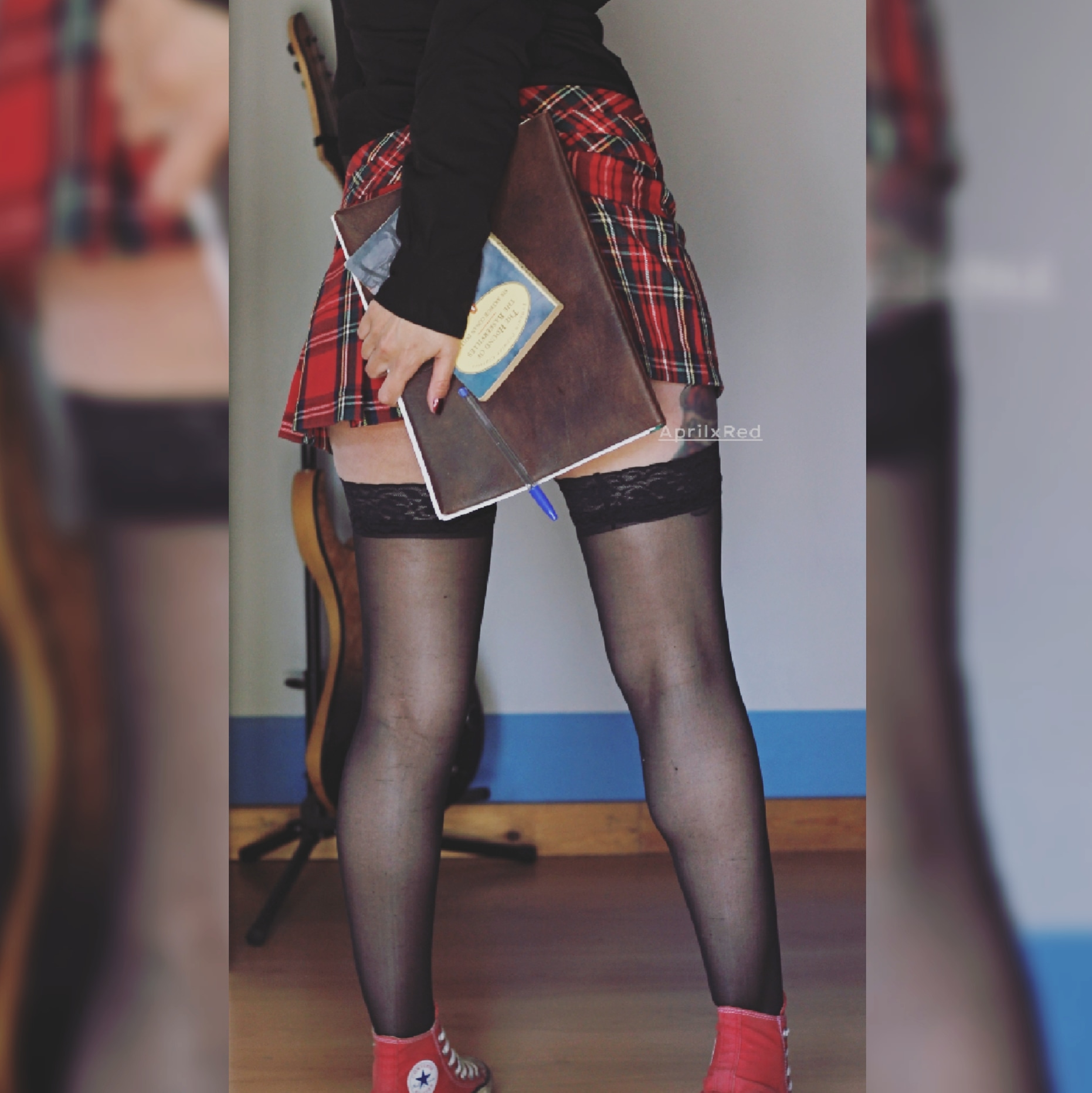 If you were my teacher, how would you make me obey you? I'm a very bad behaved student 😈 | Scrolller