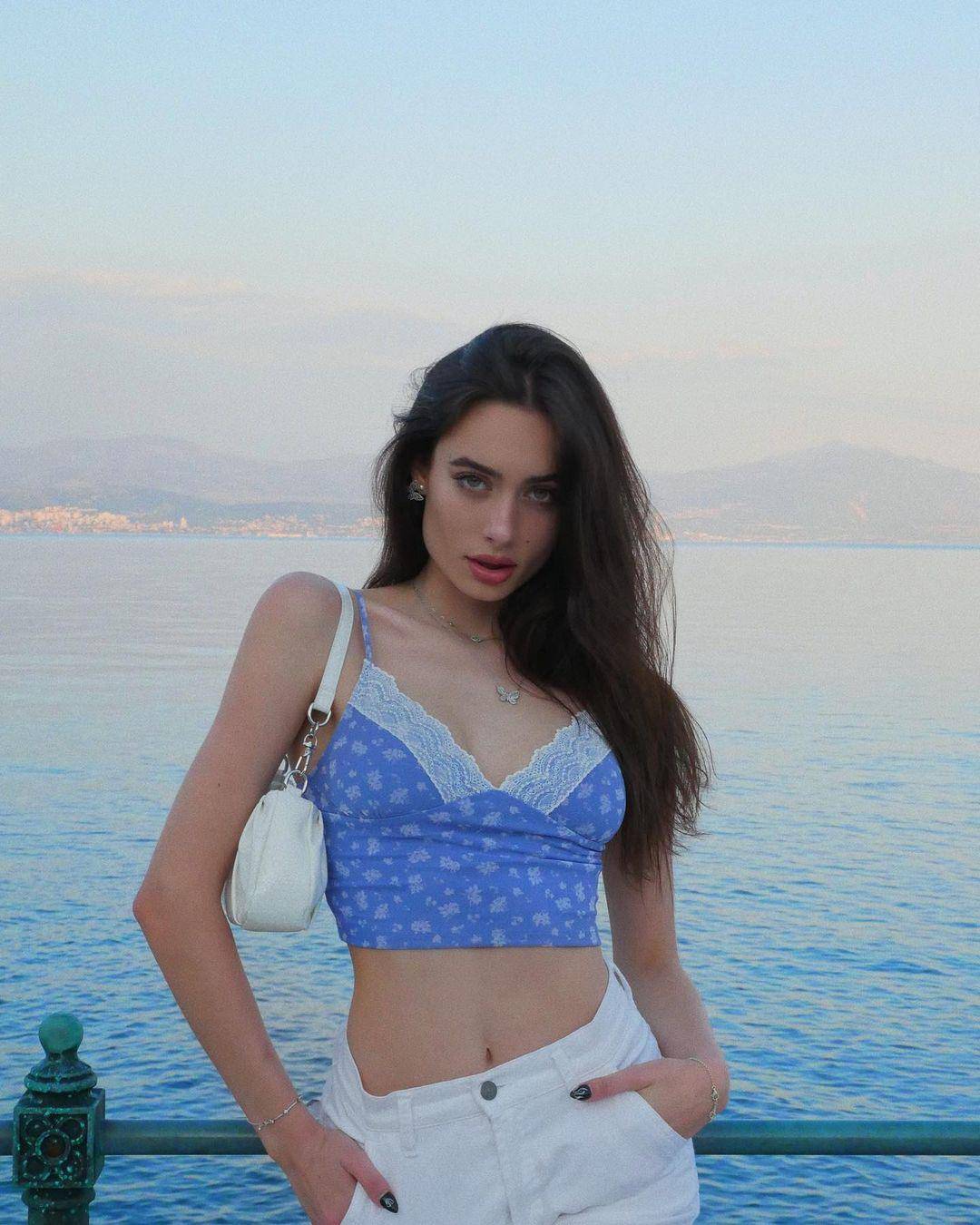 Ihre Blicke damn | Scrolller