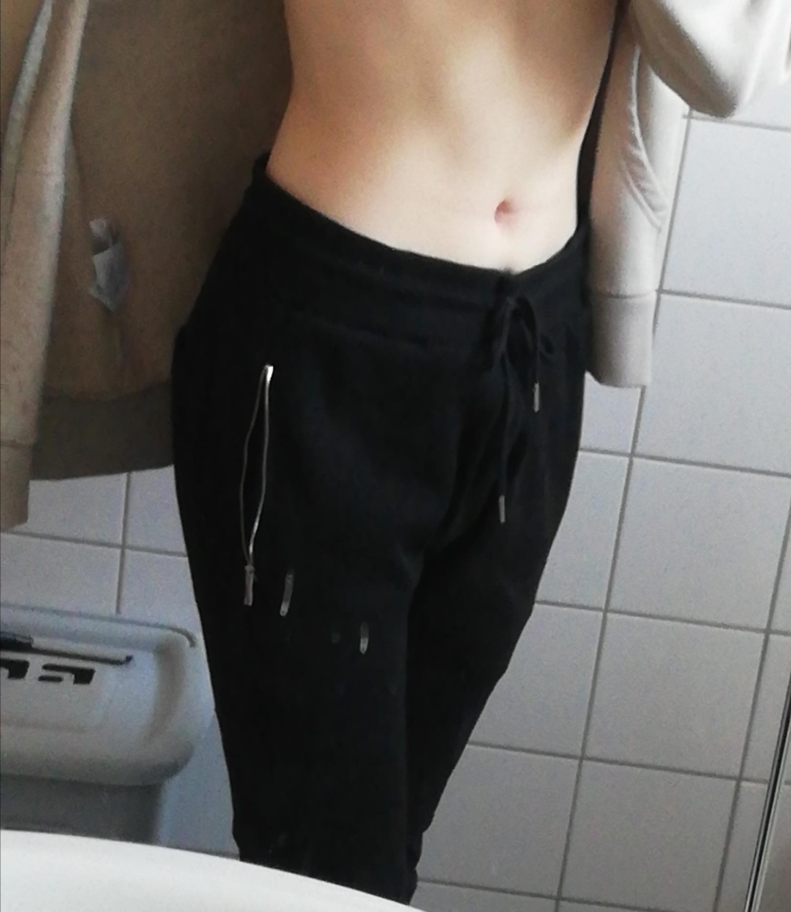 I'm a boy! T.. Touch between my legs 😡 | Scrolller