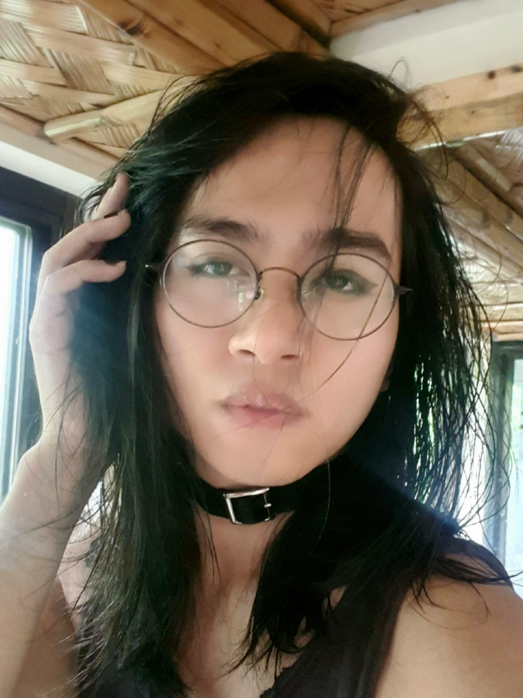 im a punky goth princess [over 18] | Scrolller