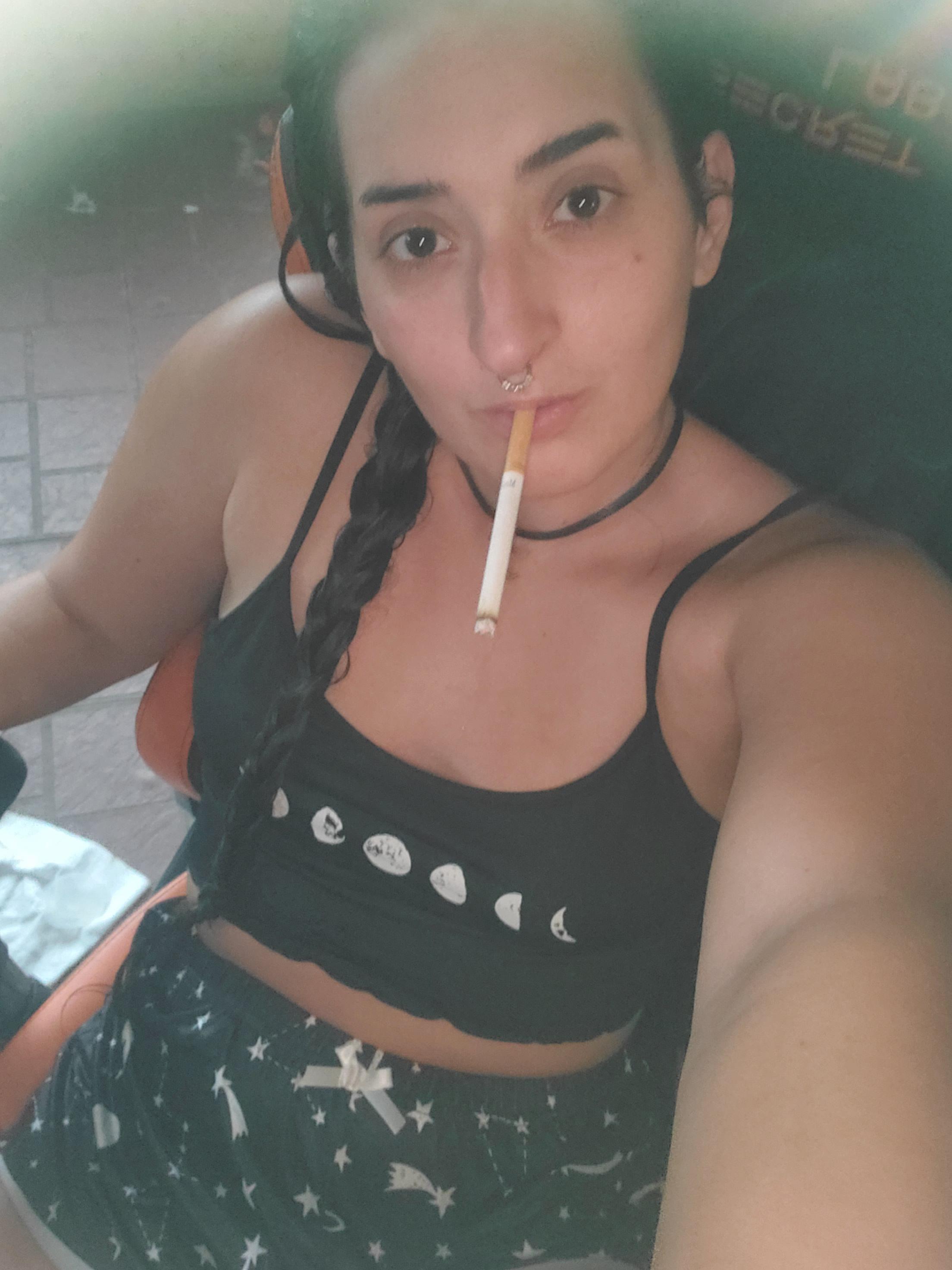 I'm back after running around with back to school shit | Scrolller