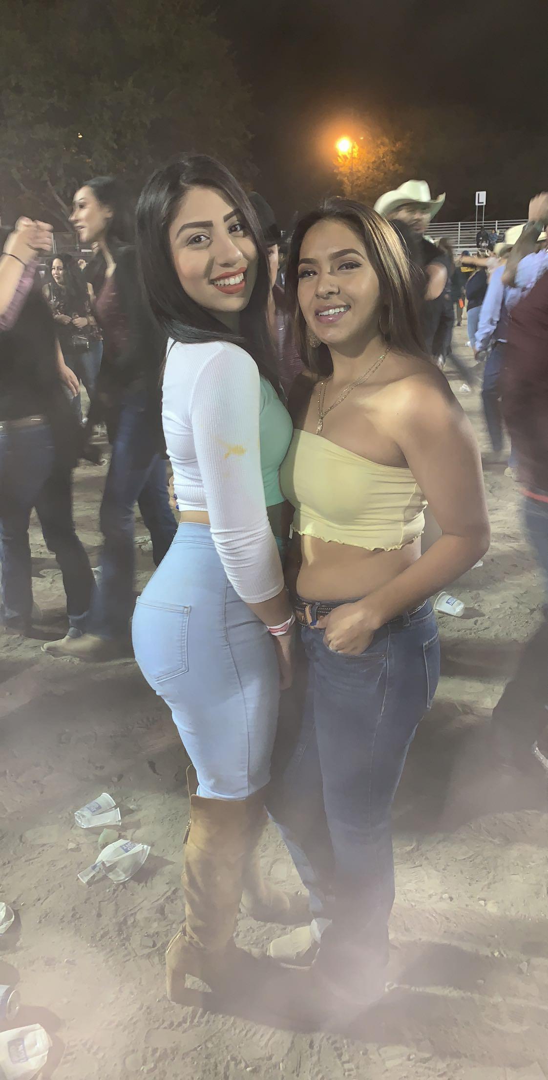 im on the left | Scrolller