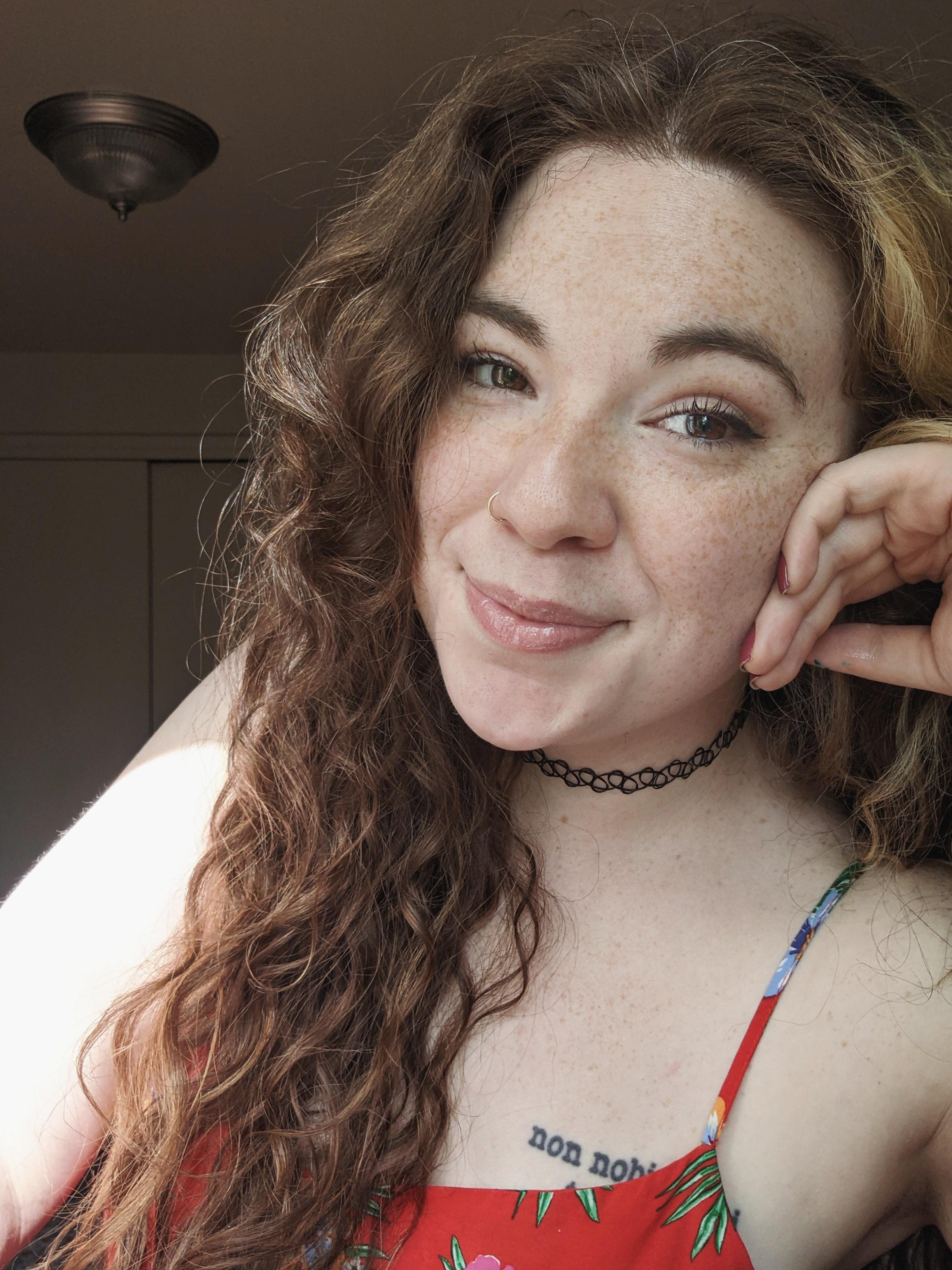I'm truly horrible at captions so here's my face presented without comment (27F) | Scrolller