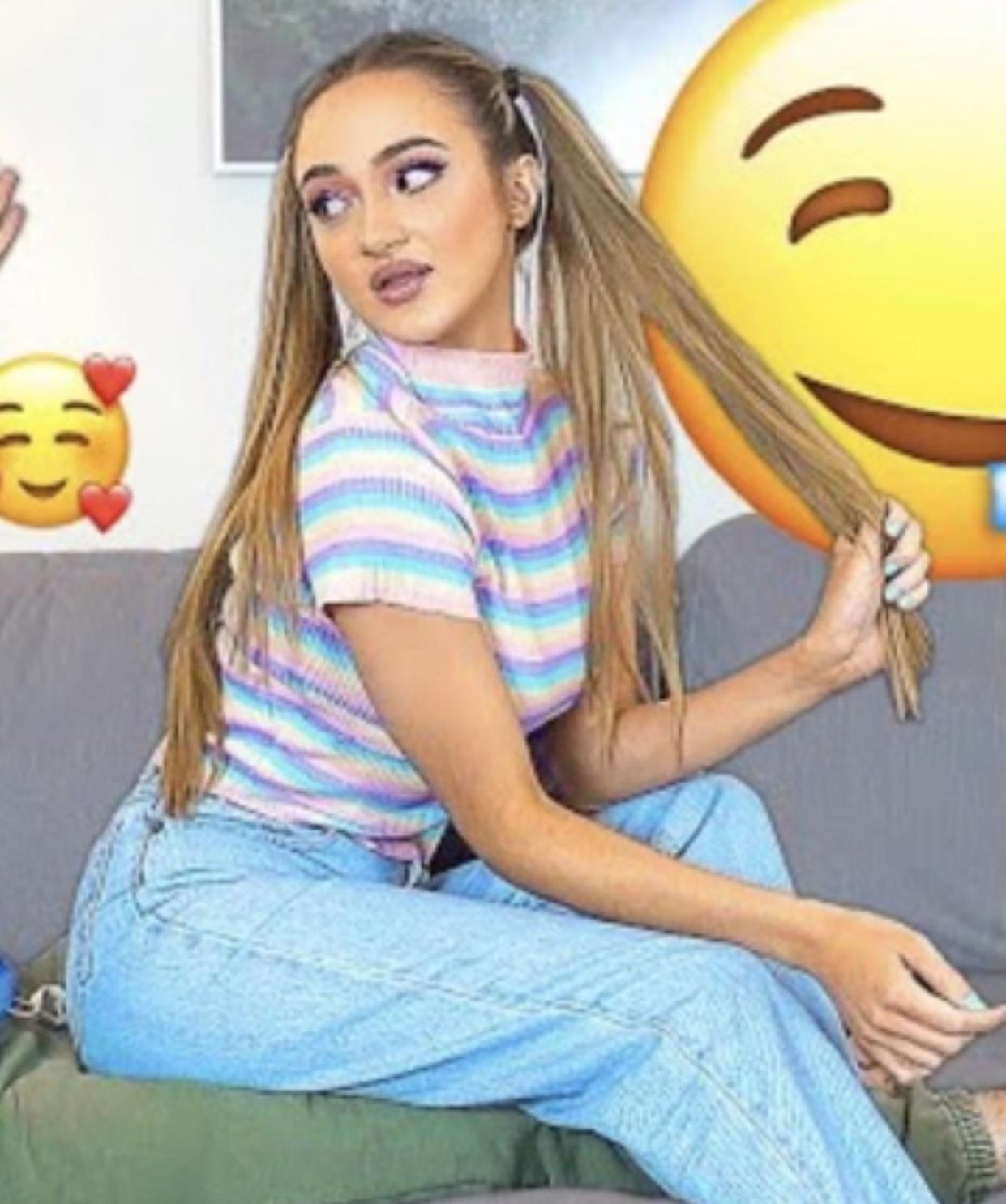 Imagine pulling those pigtails as you pound her from behind 🥵 | Scrolller