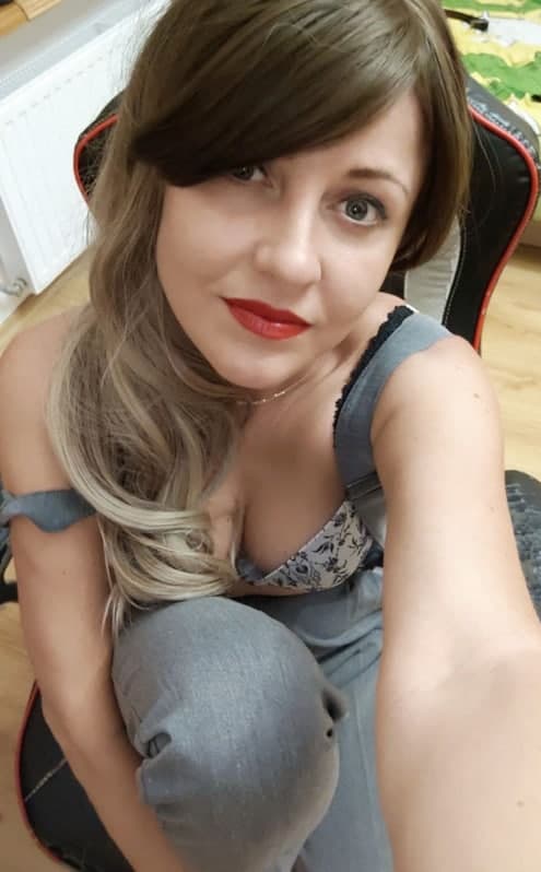 honey, we have some time while your mom is away. Don't be shy, there's absolutely nothing under ...