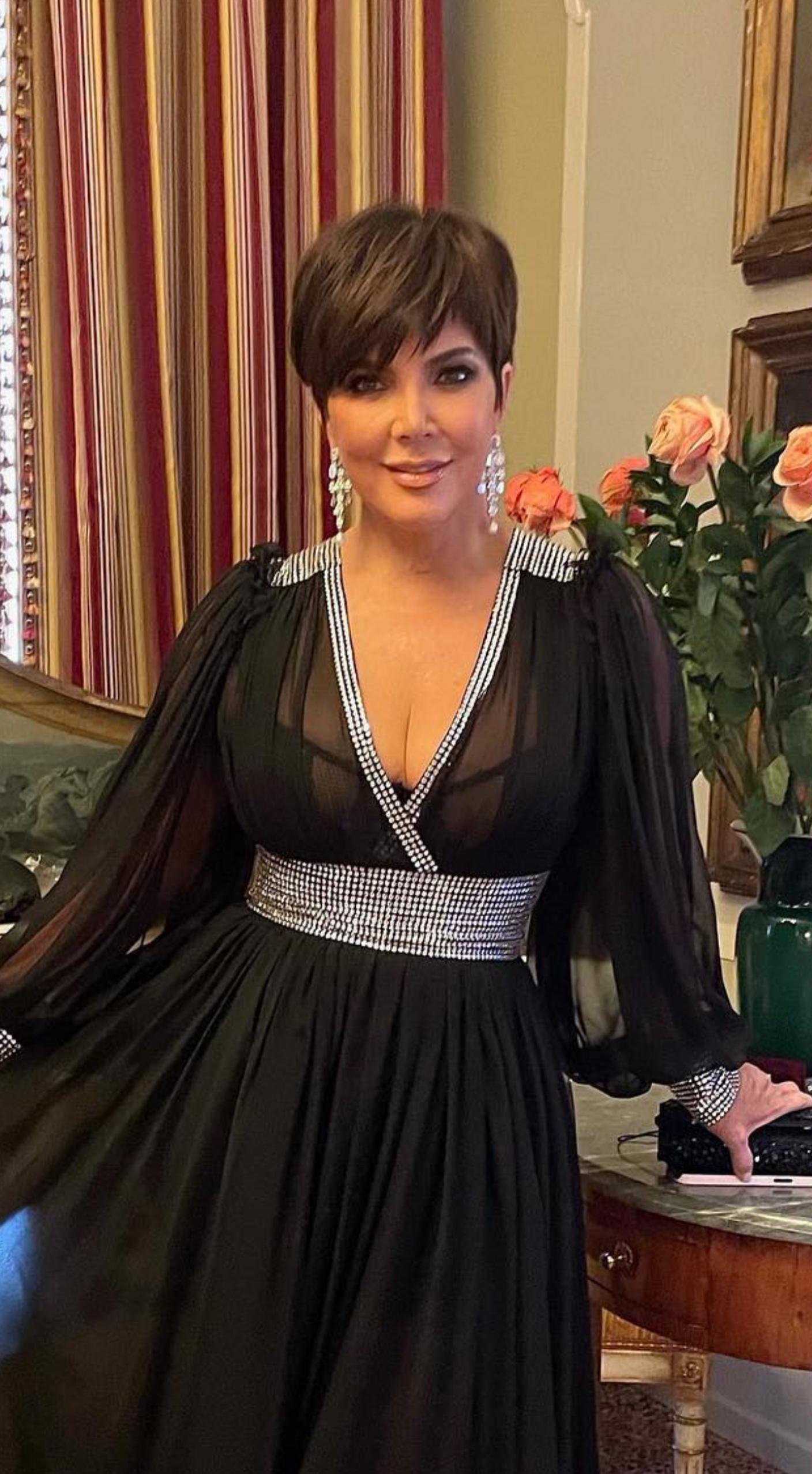 In the midnight hour | Scrolller