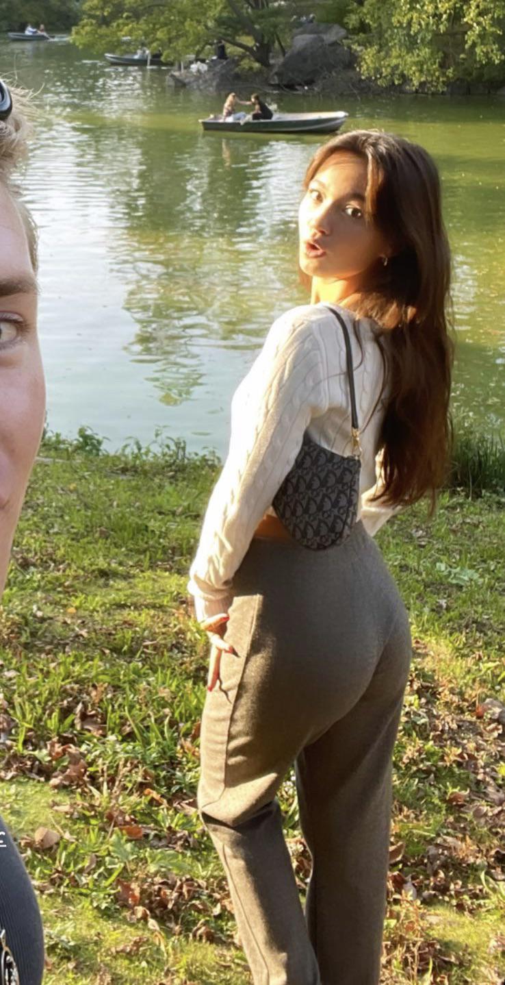 In the park 🏞 - Lily Chee | Scrolller