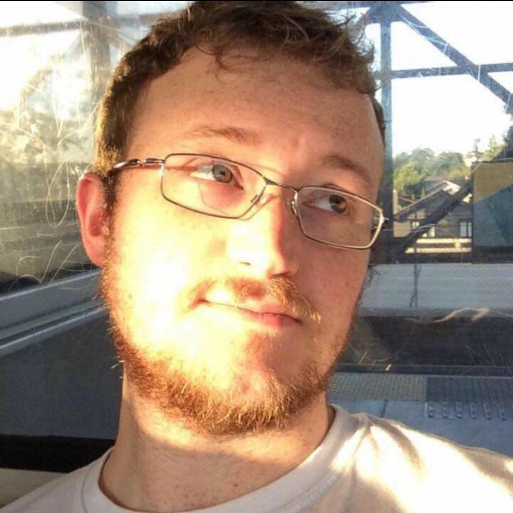 In the right light, i'm a real ginger. lol | Scrolller