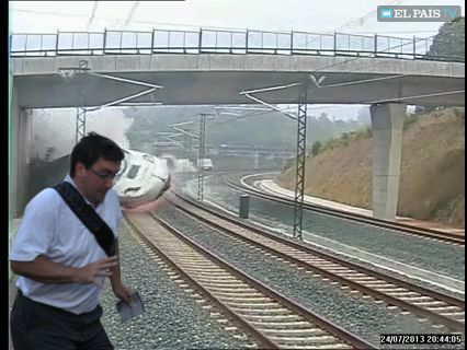 In the way of train crash | Scrolller