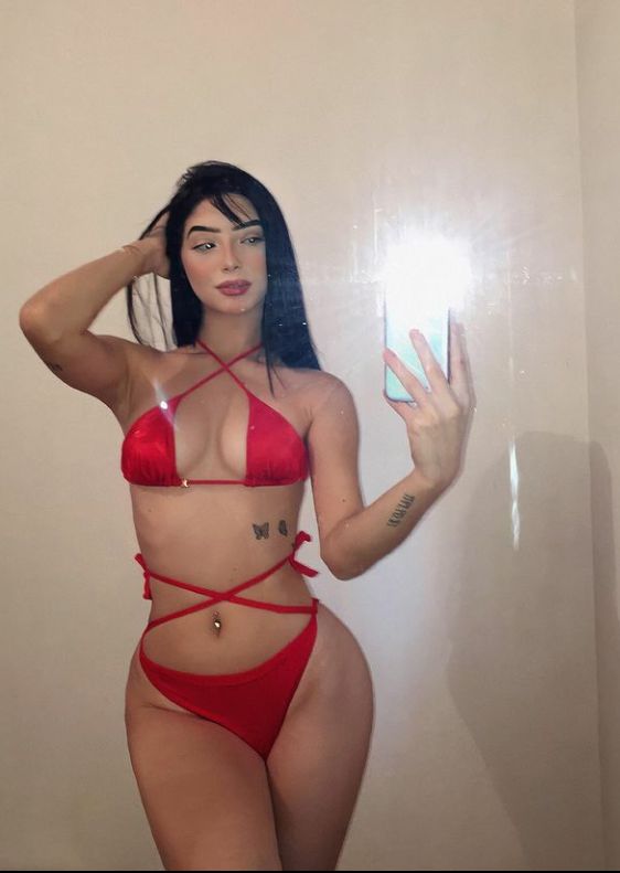 Ingrid Biancchi | Scrolller