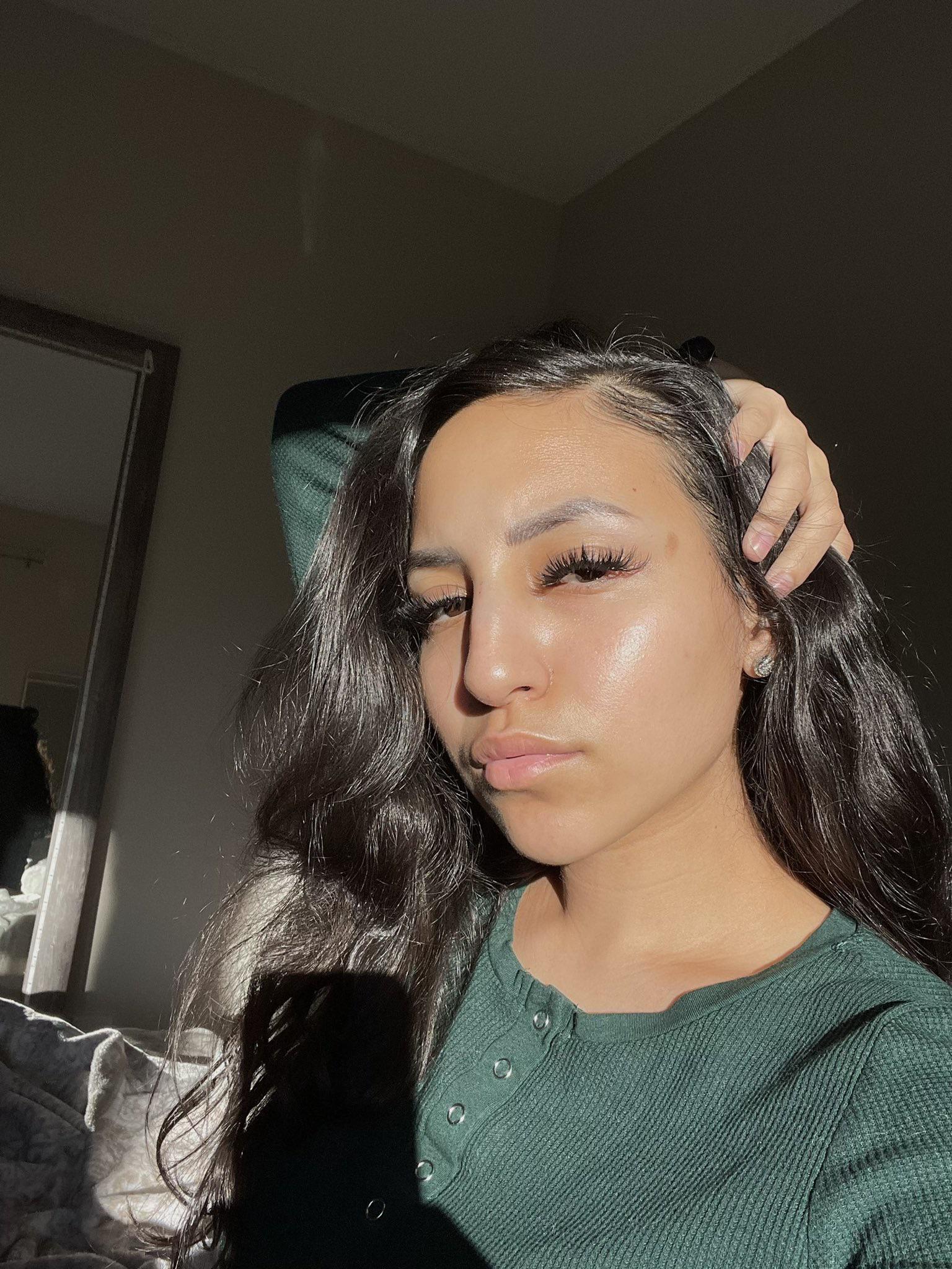 Instagram.com/SomeguysGf/ should follow my new page. | Scrolller