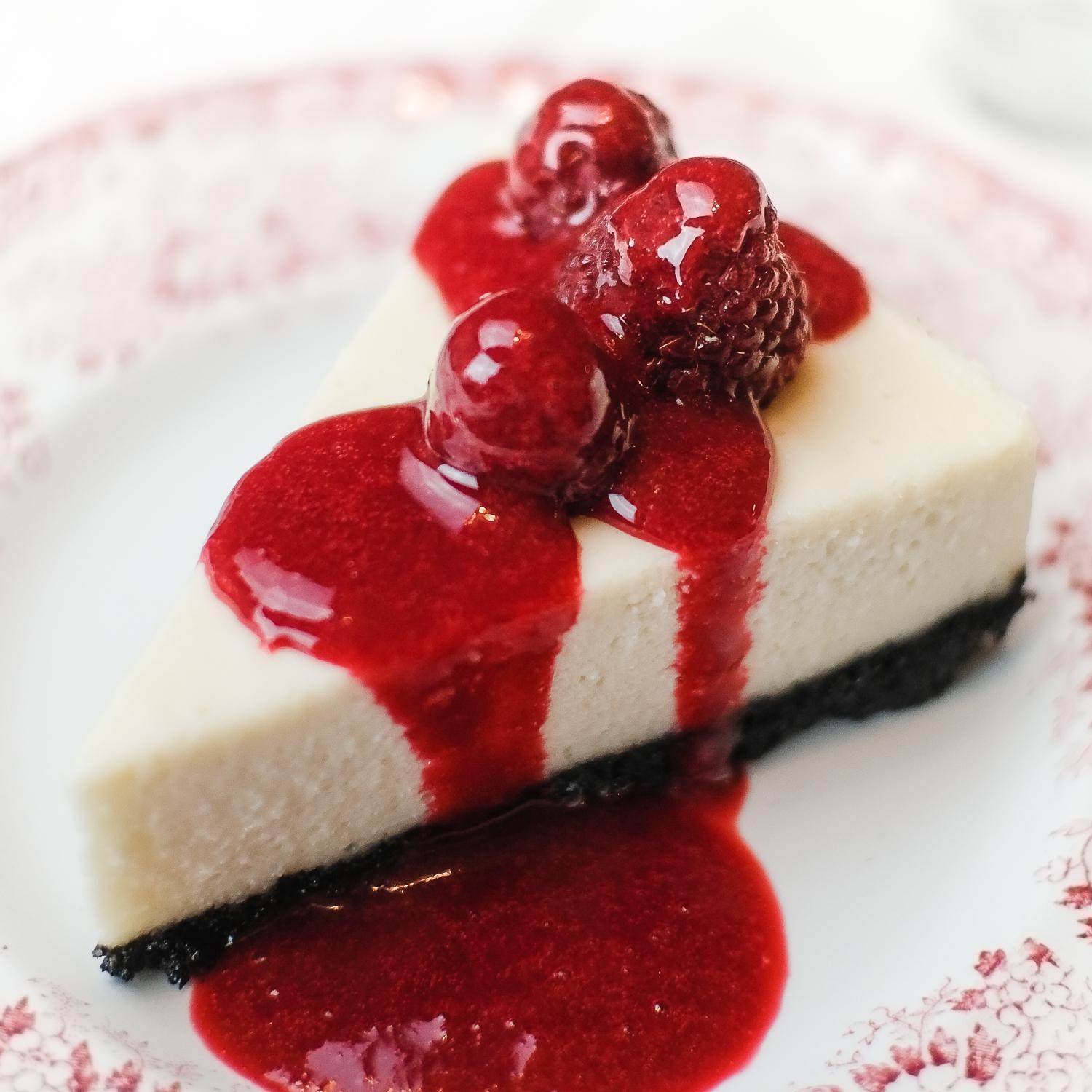Instant Pot Cheesecake with Raspberry Sauce & Oreo Crust | Scrolller