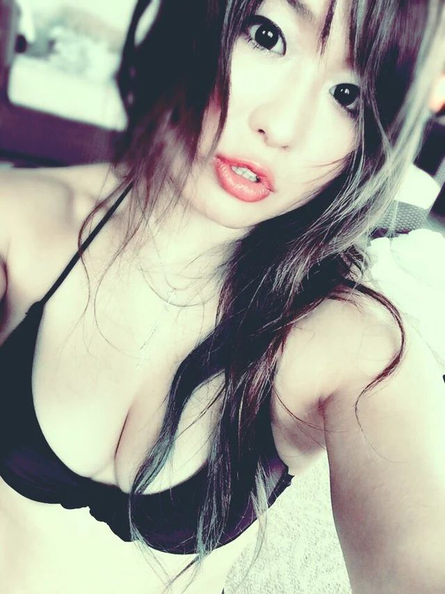 Io Shirai | Scrolller