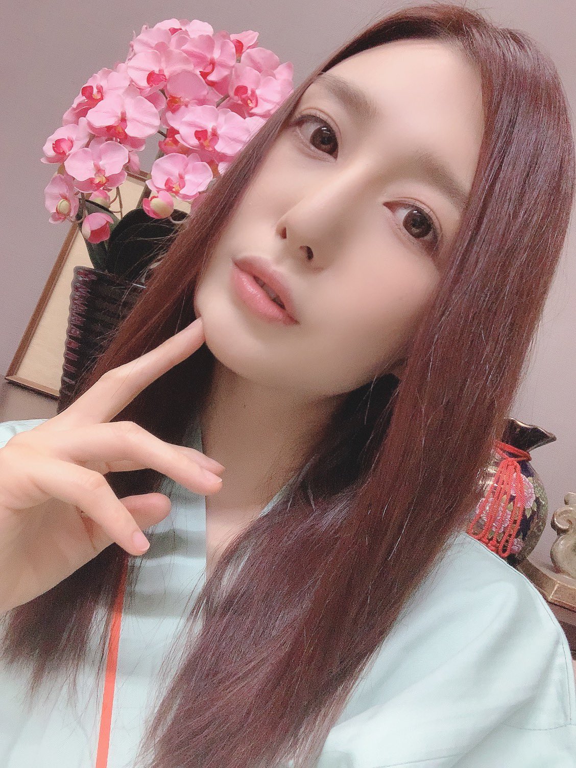 Iori Kogawa in kimoni with flowers | Scrolller