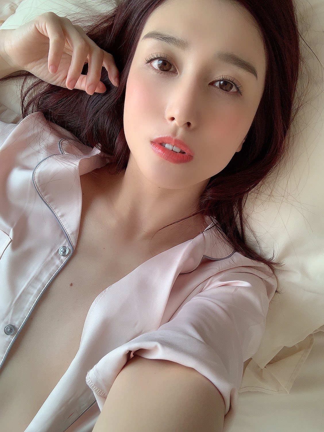 Iori Kogawa staring | Scrolller