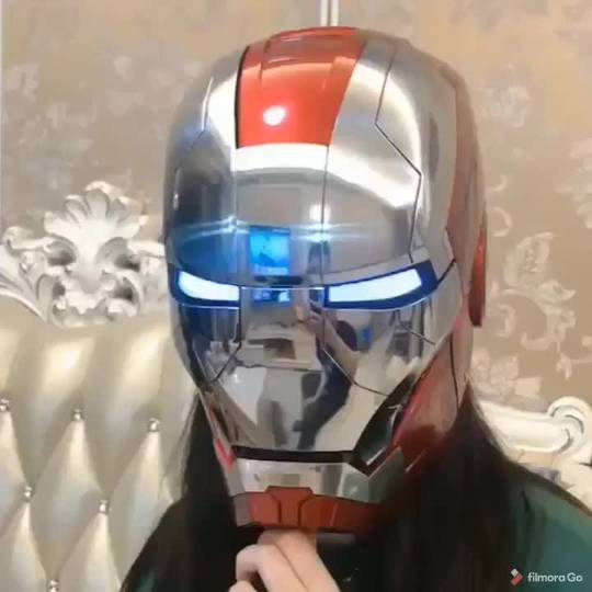 Iron Maiden helmet | Scrolller