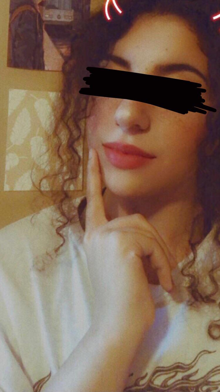 Is my face fuckable? (F18) | Scrolller