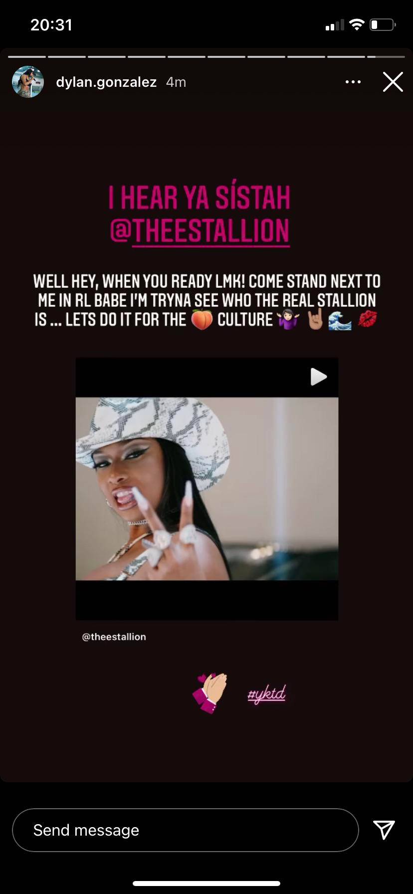 Is she mad? Like Meg would acknowledge her music 😂 | Scrolller