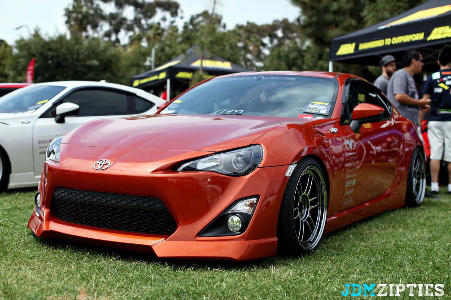 Is this a modified 5 axis kit or normal kit? | Scrolller