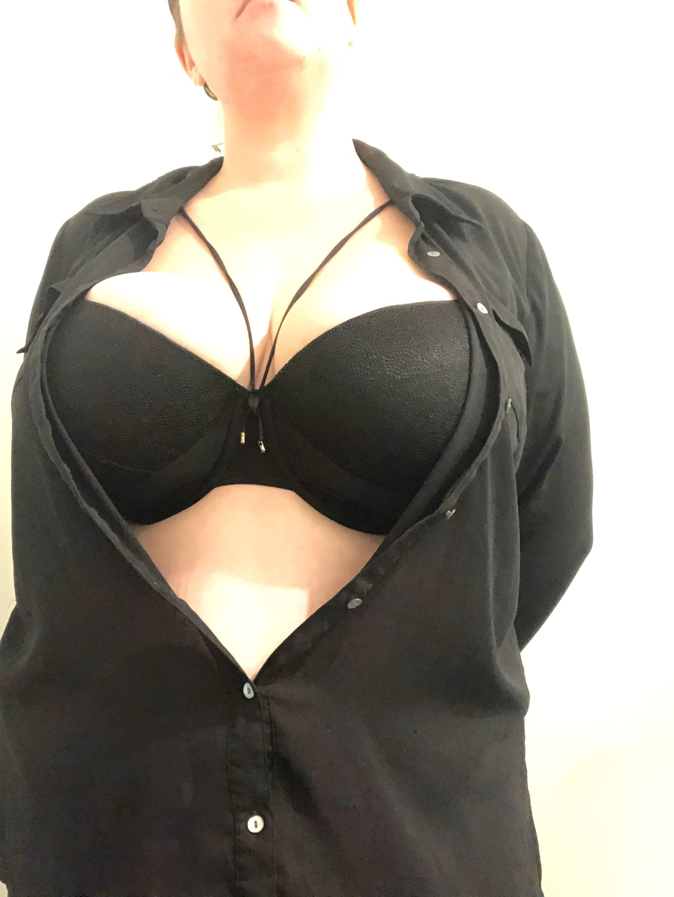 Is this bra office appropriate? | Scrolller