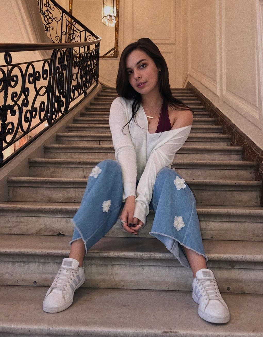 Isabella Gomez Scrolller