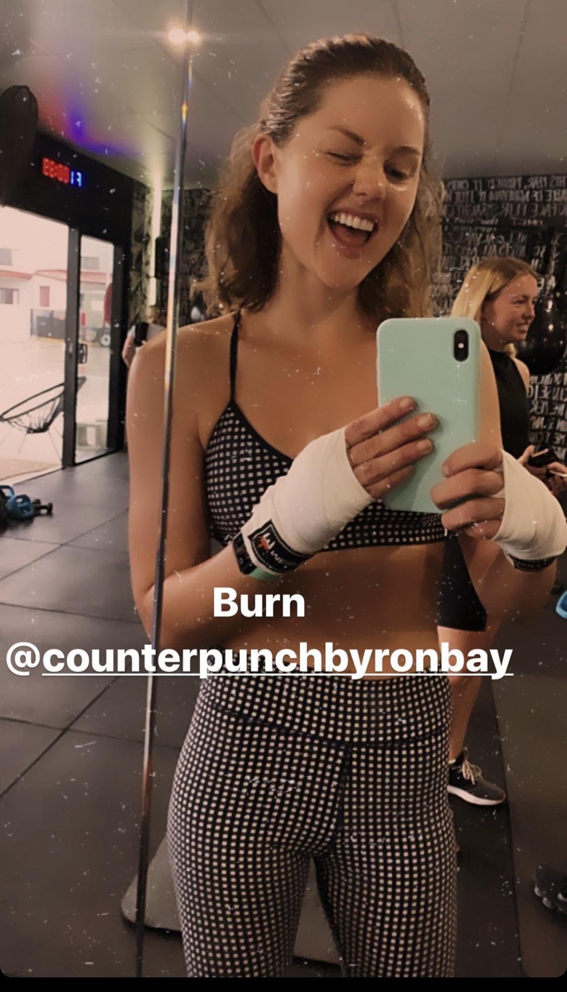 Isabelle Cornish | Scrolller