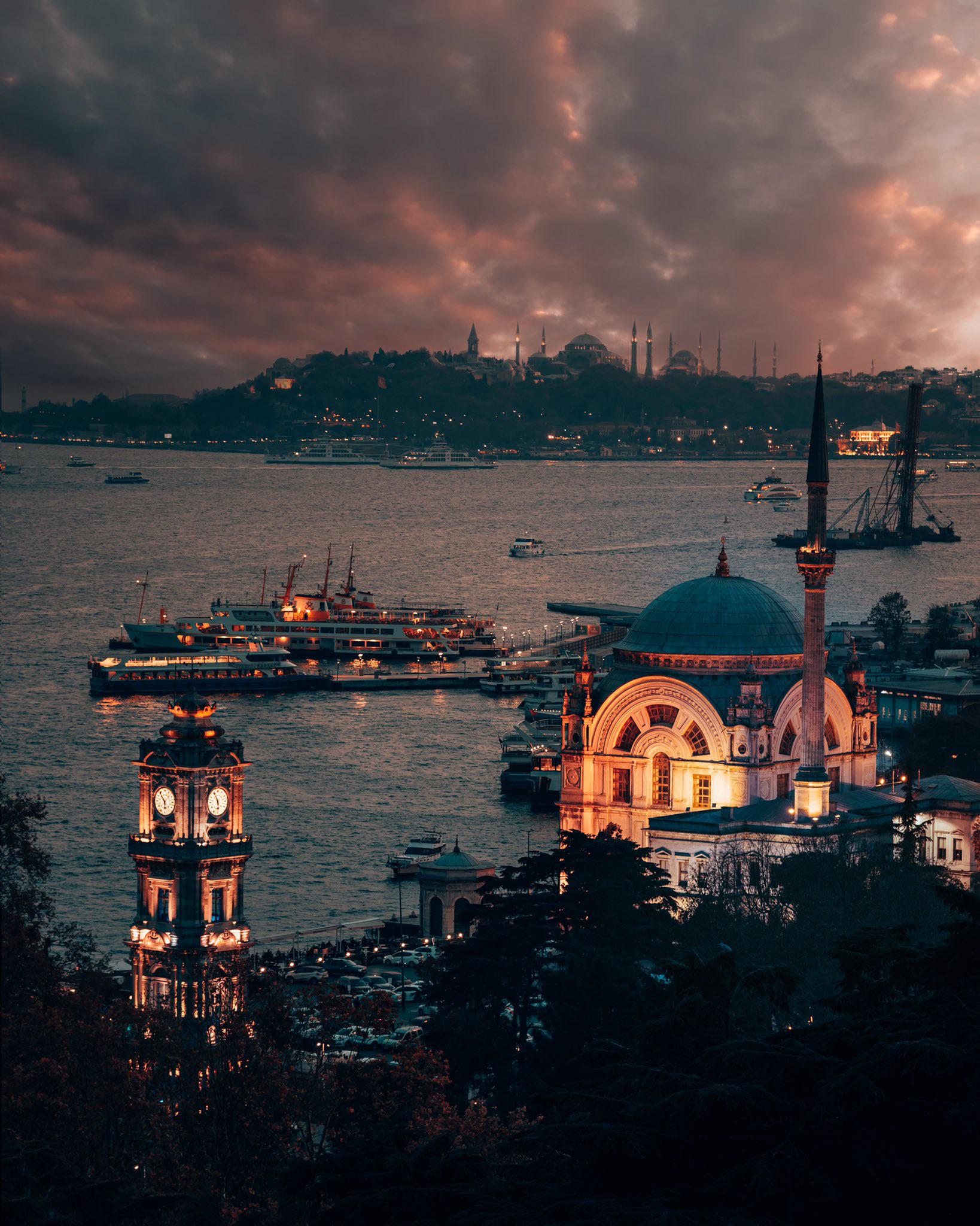 Istanbul | Scrolller