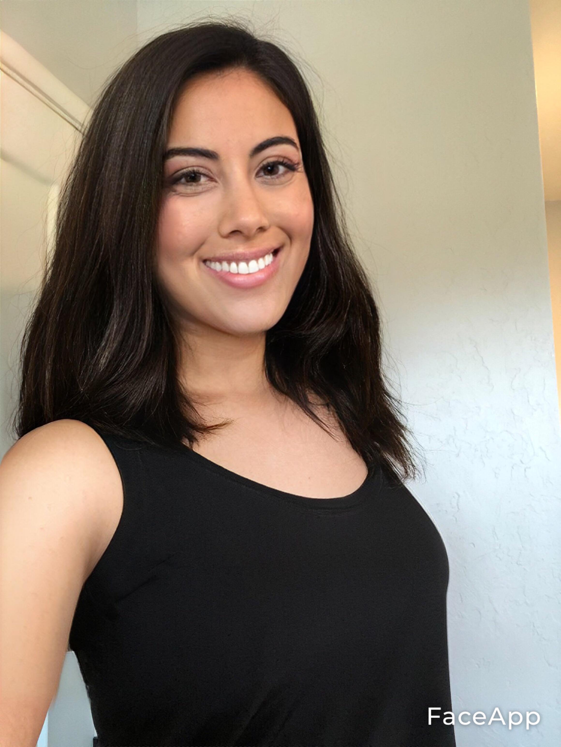 It’s almost Friday! 💋💋 | Scrolller