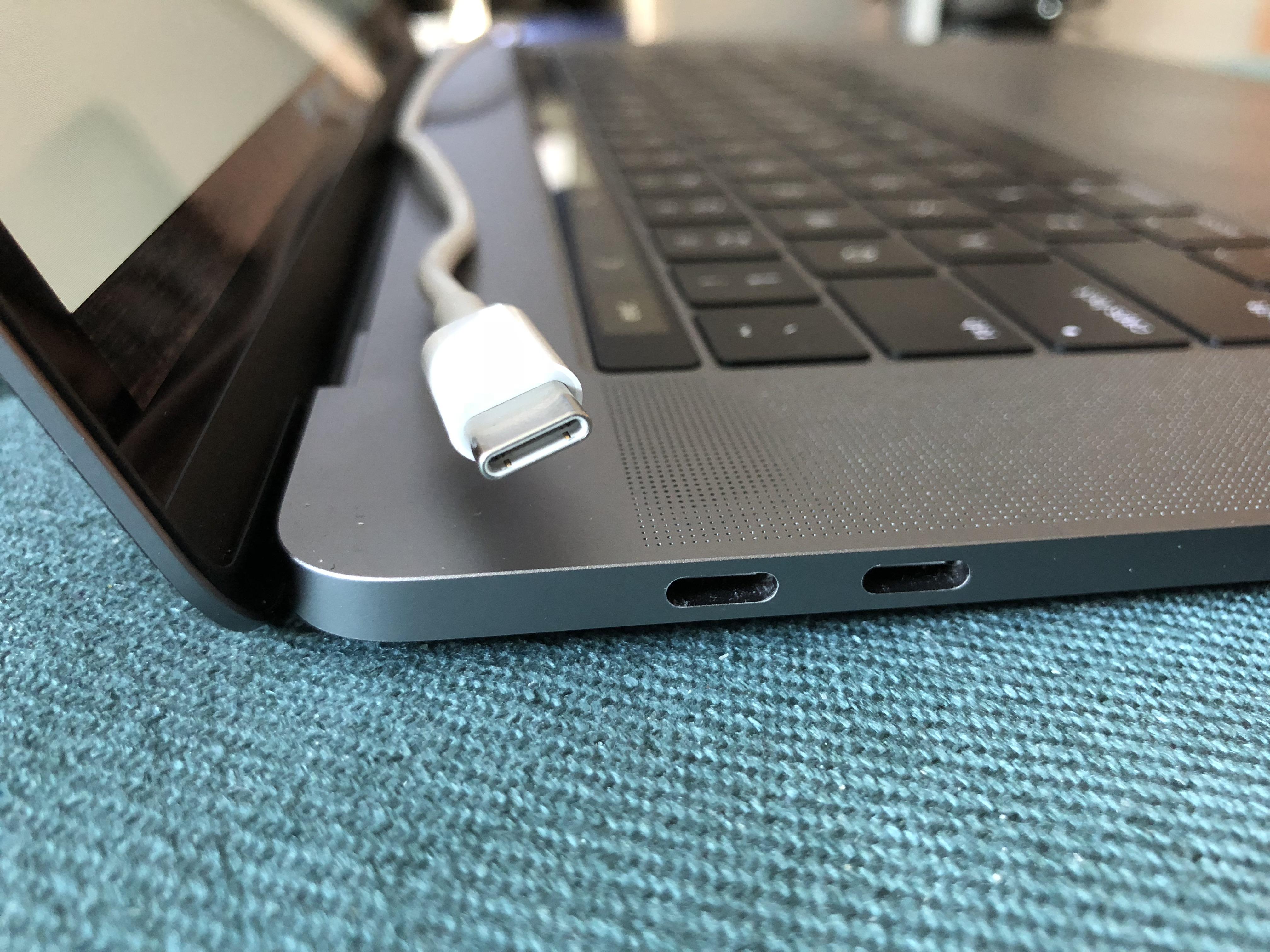 It’s impossible to plug in backwards. | Scrolller