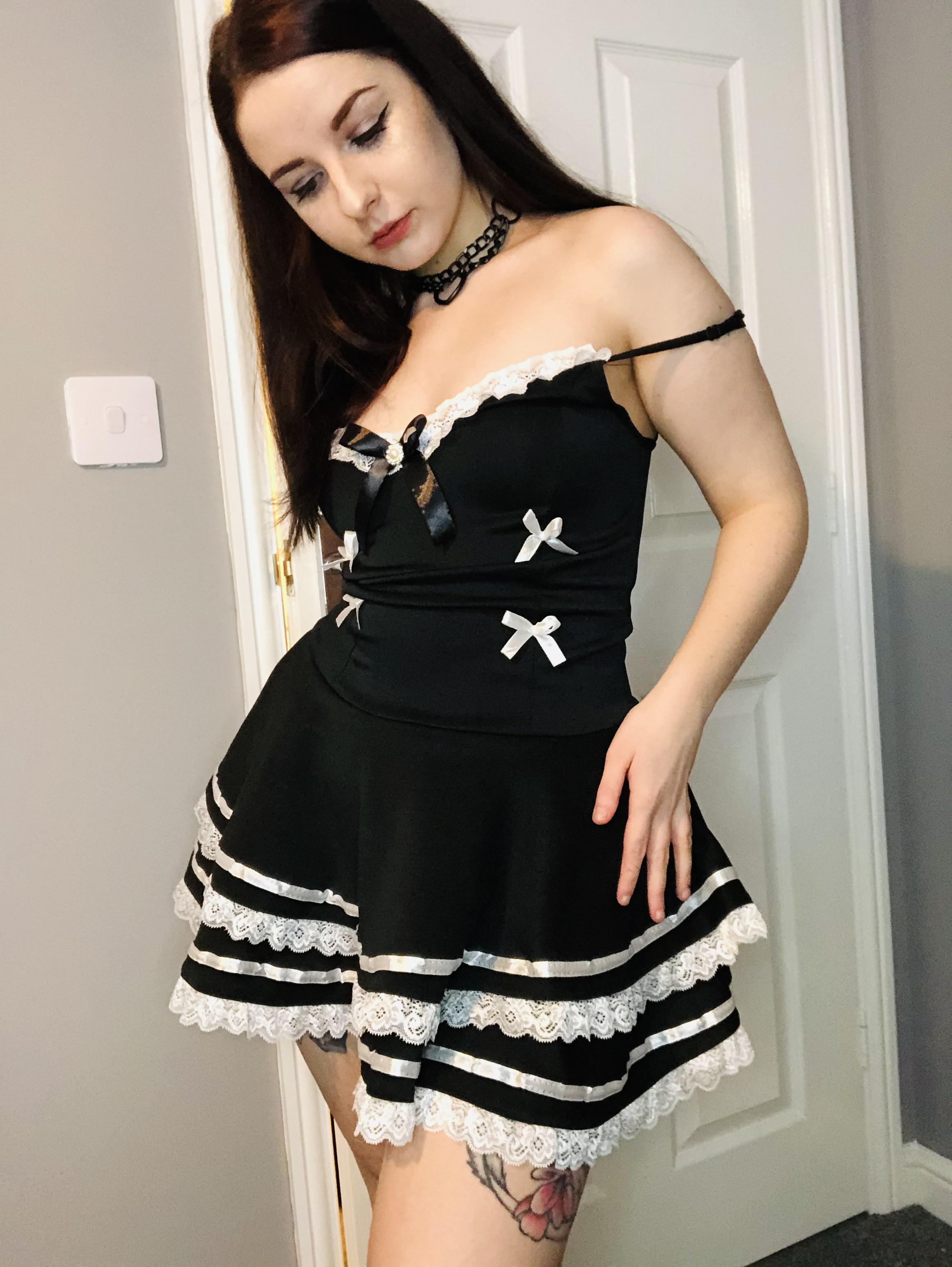 It’s slipping off | Scrolller