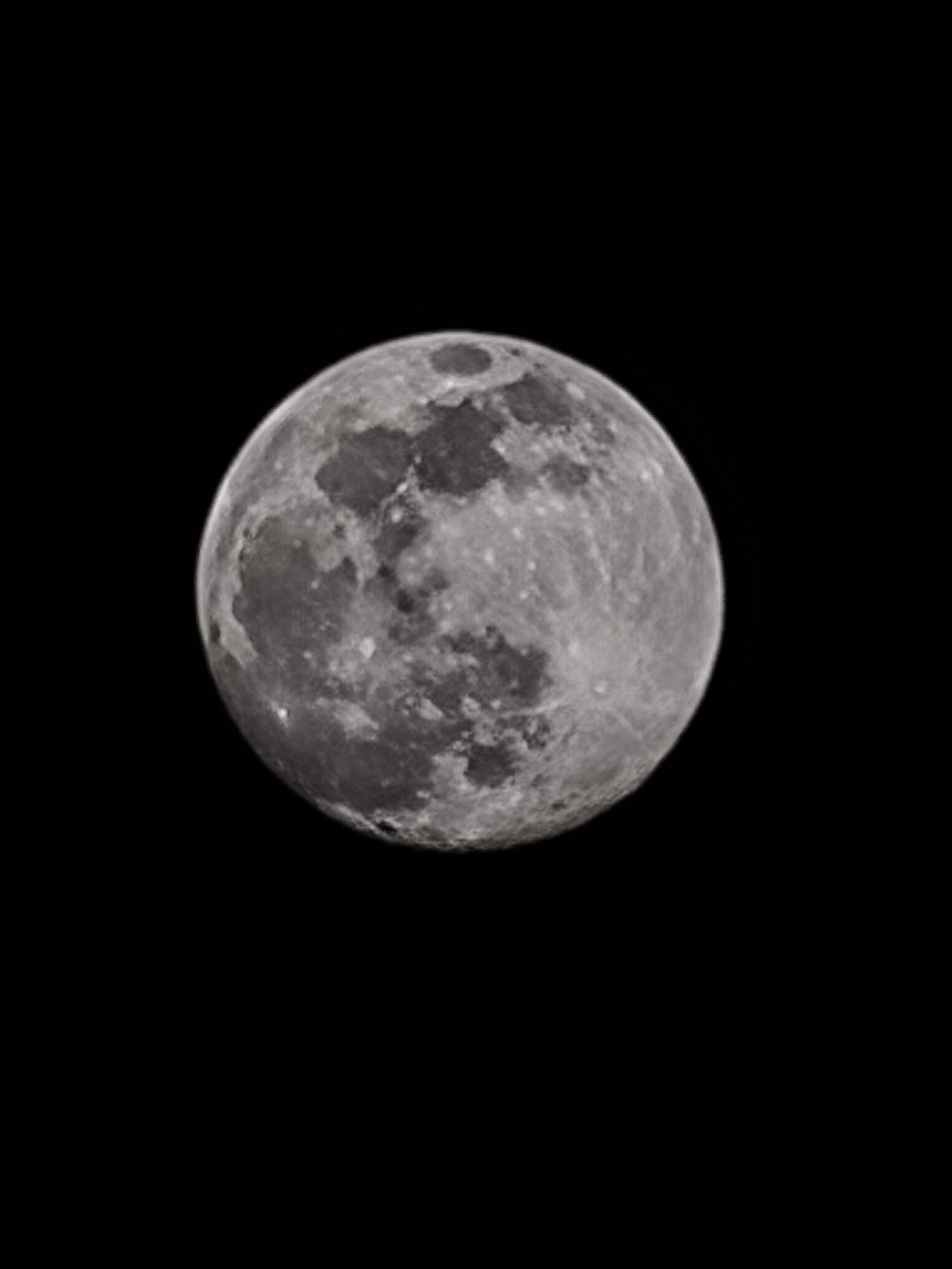 ITAP of tonight's full moon | Scrolller