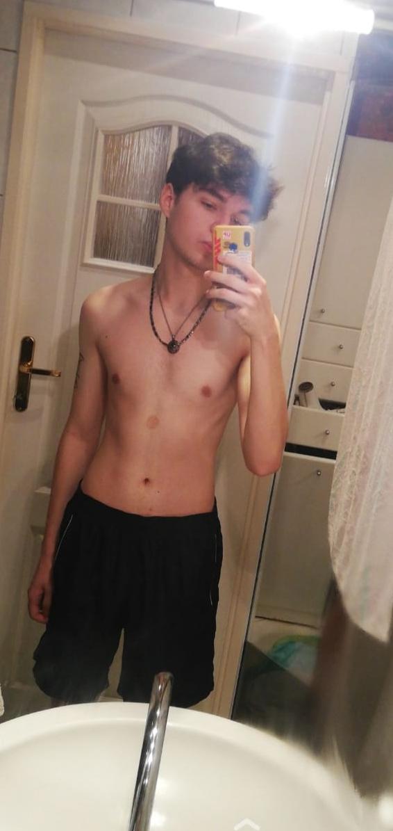 Its getting hotter 🥵 | Scrolller