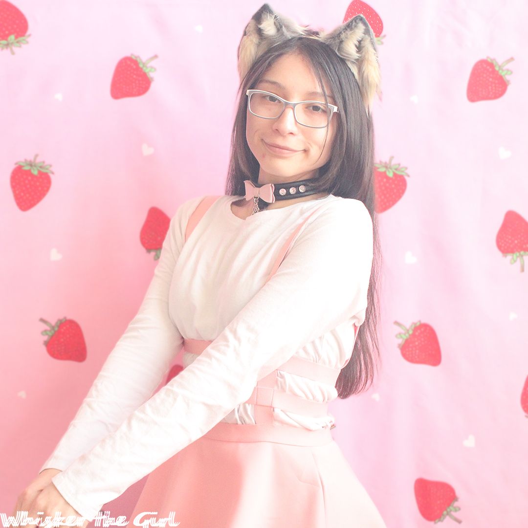 Notice me senpai =^.^= | Scrolller