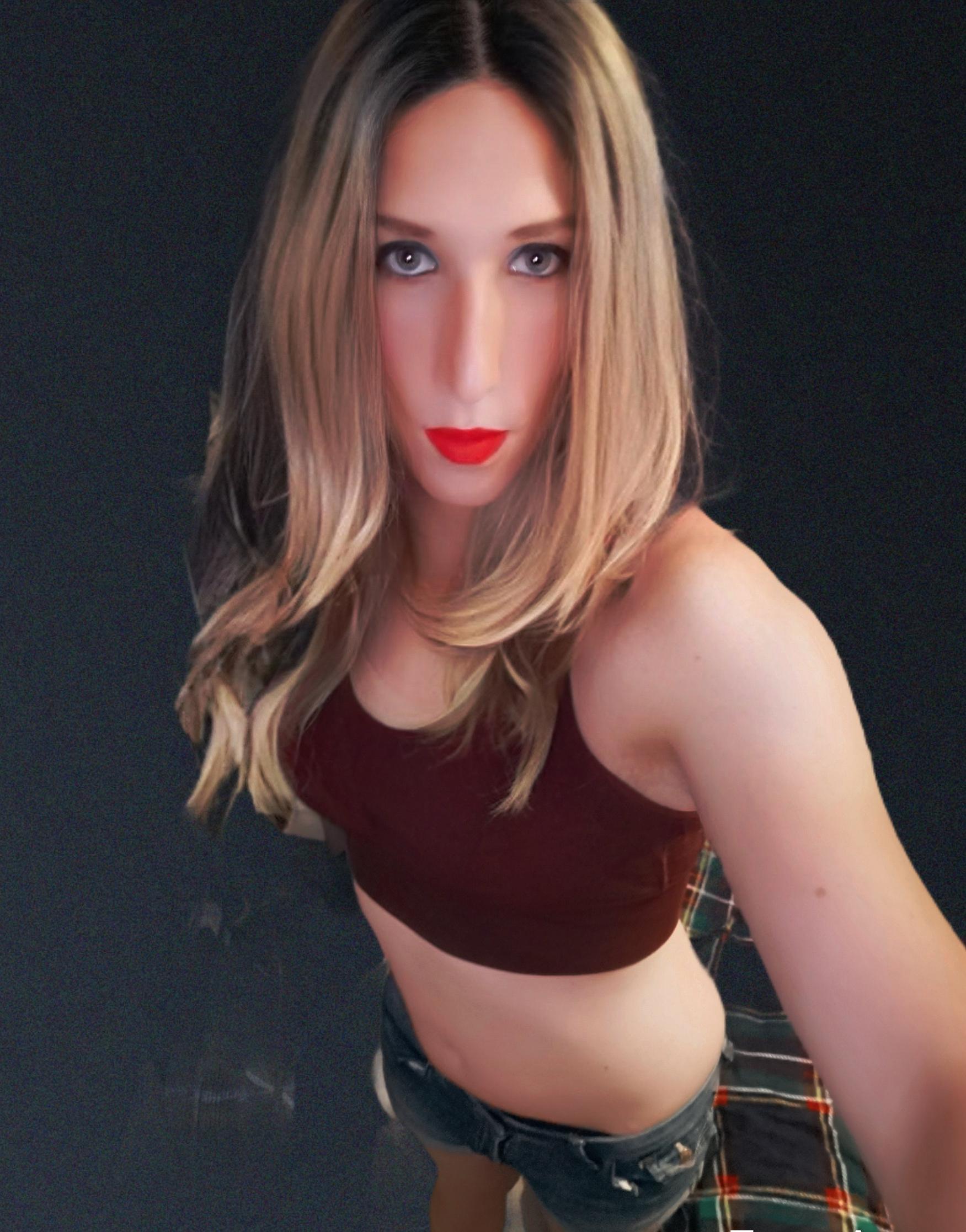 Its soo dam hot! X | Scrolller