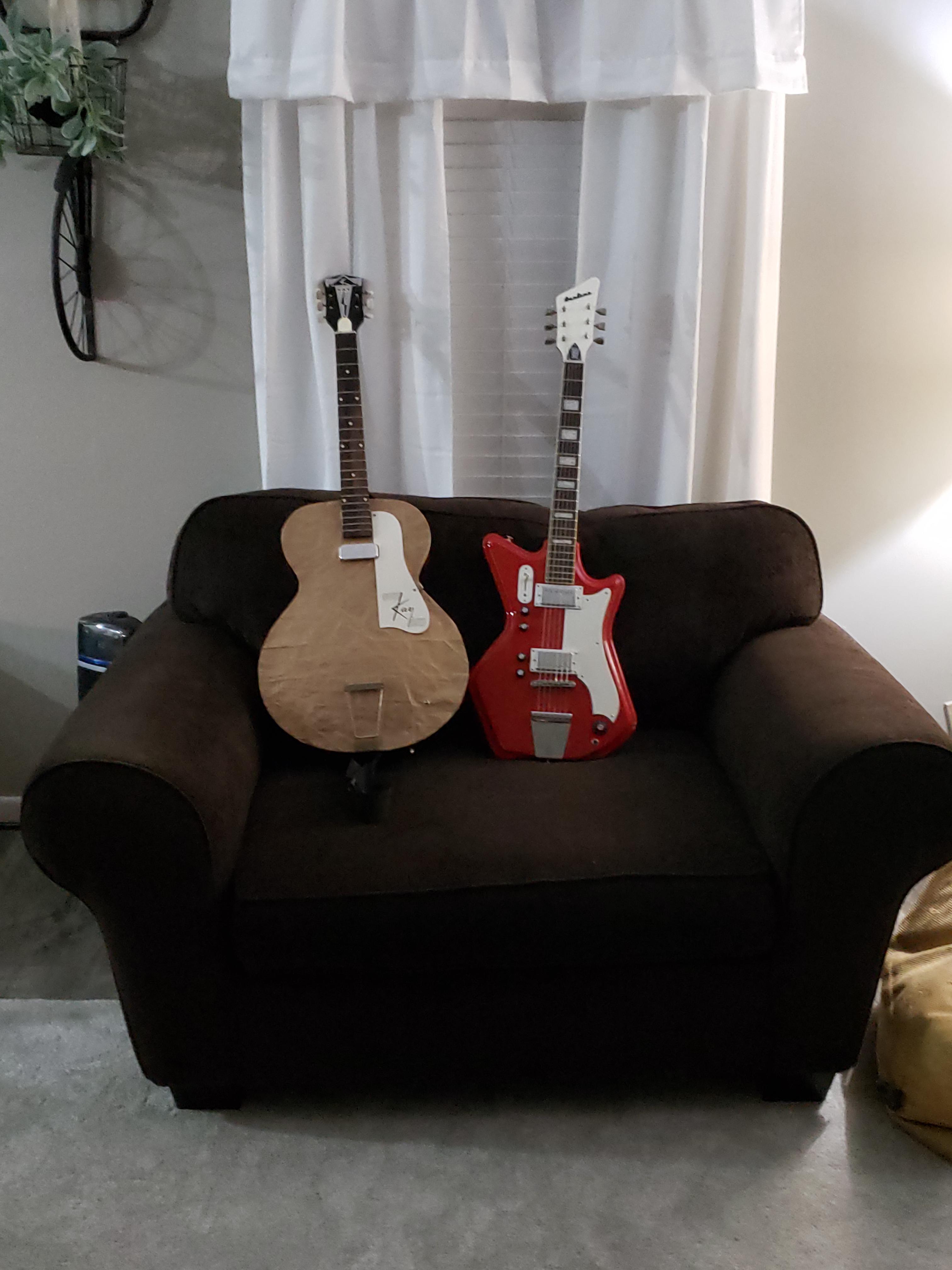 Jack White hollowbody project. | Scrolller