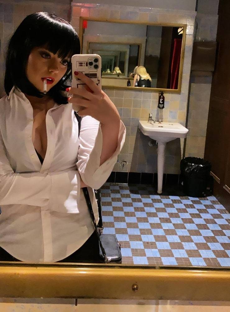 Jade after Sundown 1 | Scrolller