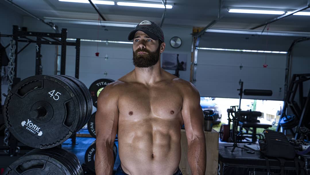 Jake Schum | Scrolller