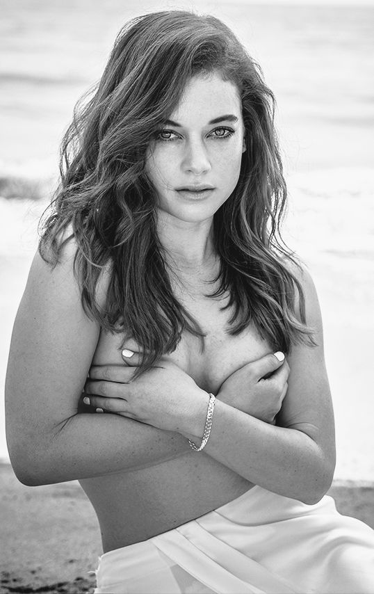 Jane Levy | Scrolller