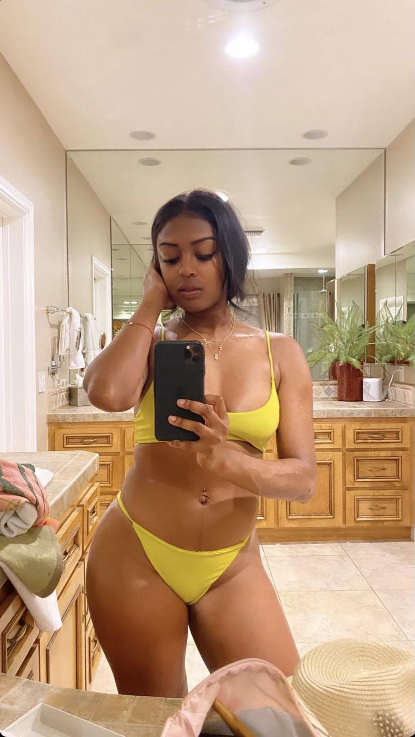 Javicia Leslie | Scrolller