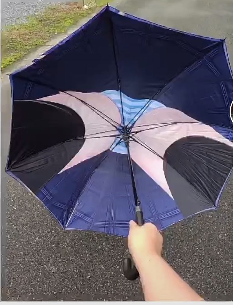 Jeannie: Henry it's raining outside. Henry: 😈😈 | Scrolller