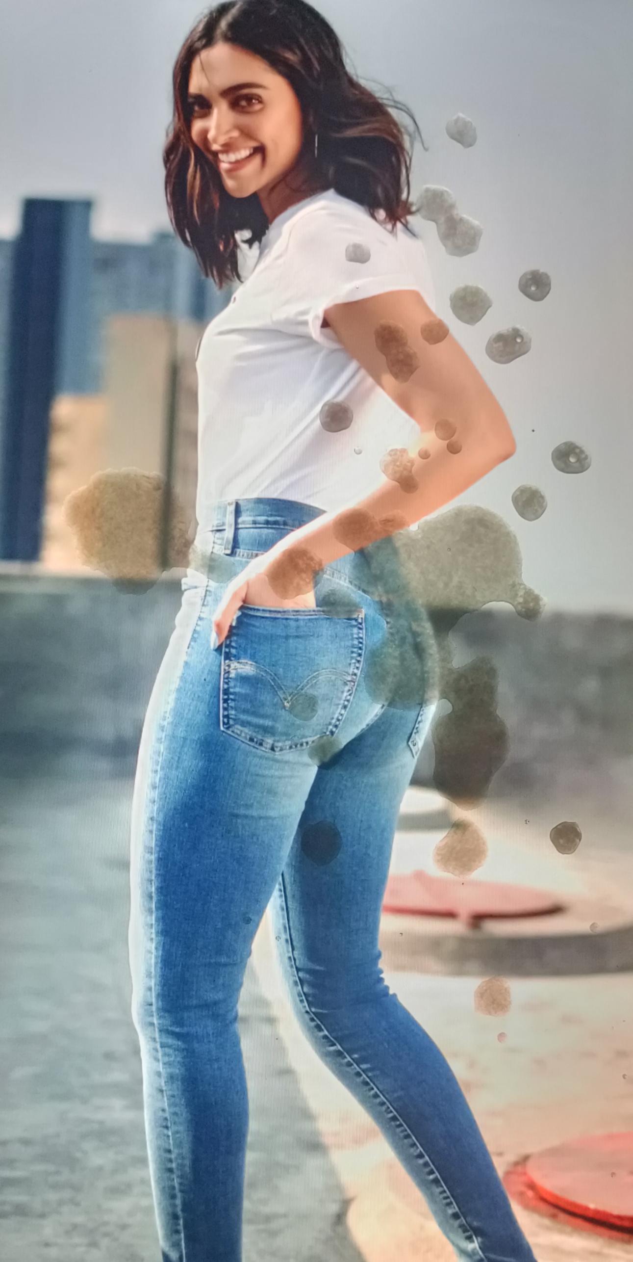 Jeans mein Deepu ki tight gaand 💦💦💦 | Scrolller