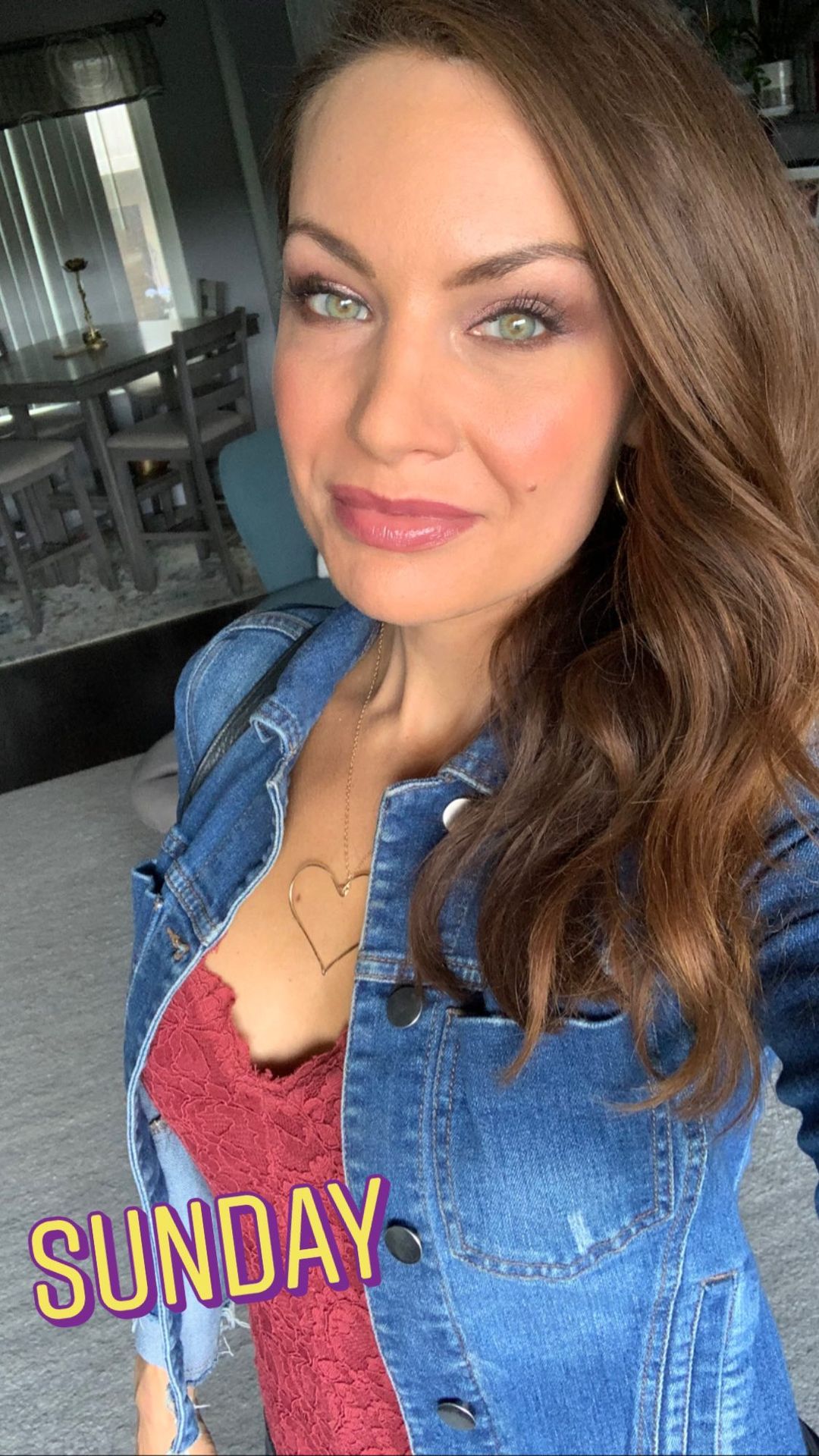 Jenny has a heart on | Scrolller