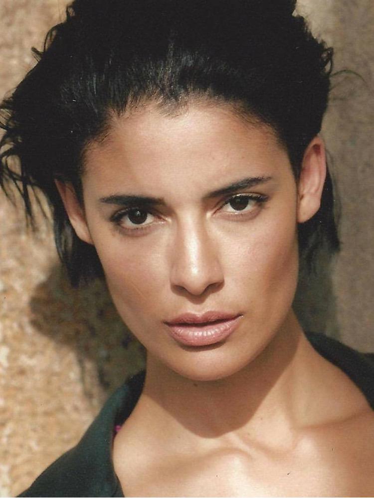 Jessica Clark Scrolller 1833