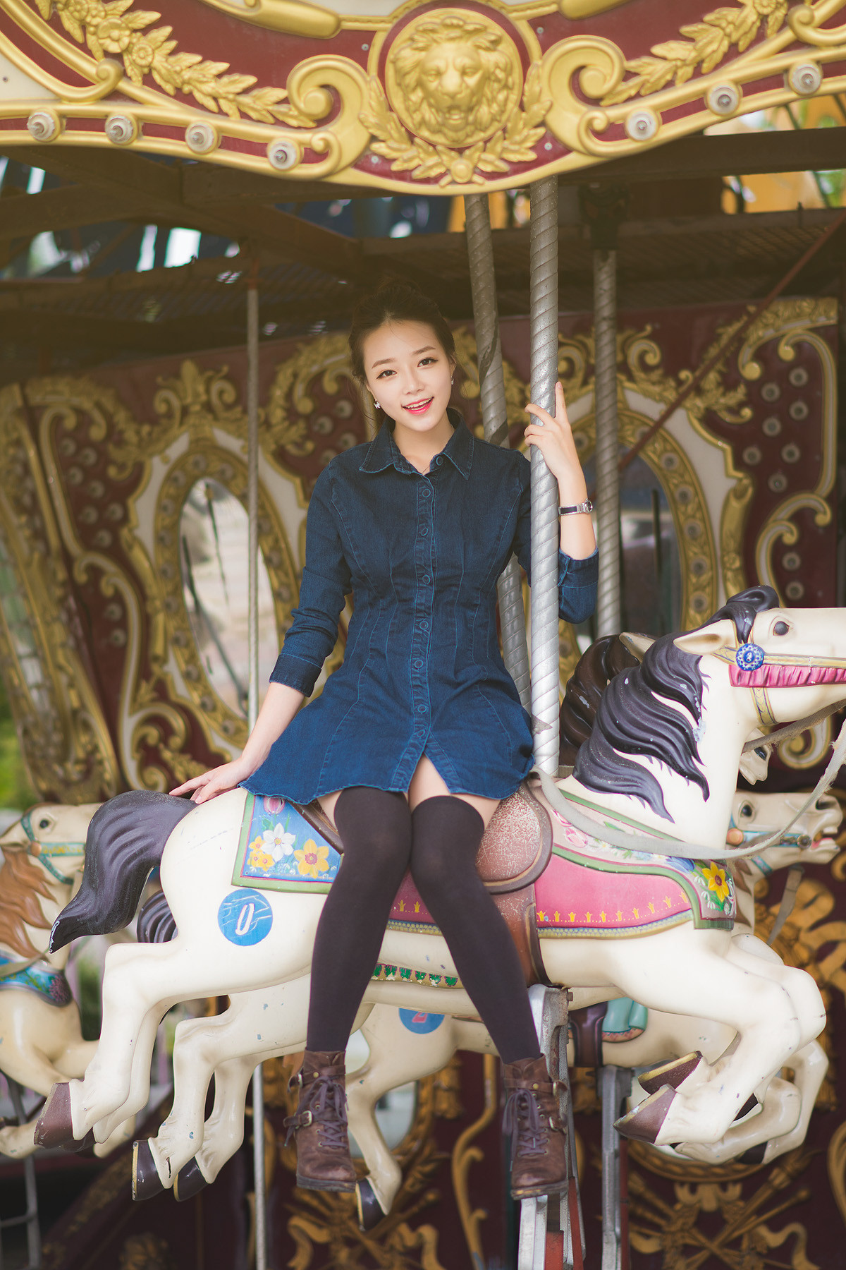 Ji Yeon - Amusement Park | Scrolller