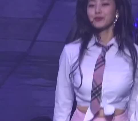 Jihyo's puppies make a comeback (more in comments) | Scrolller