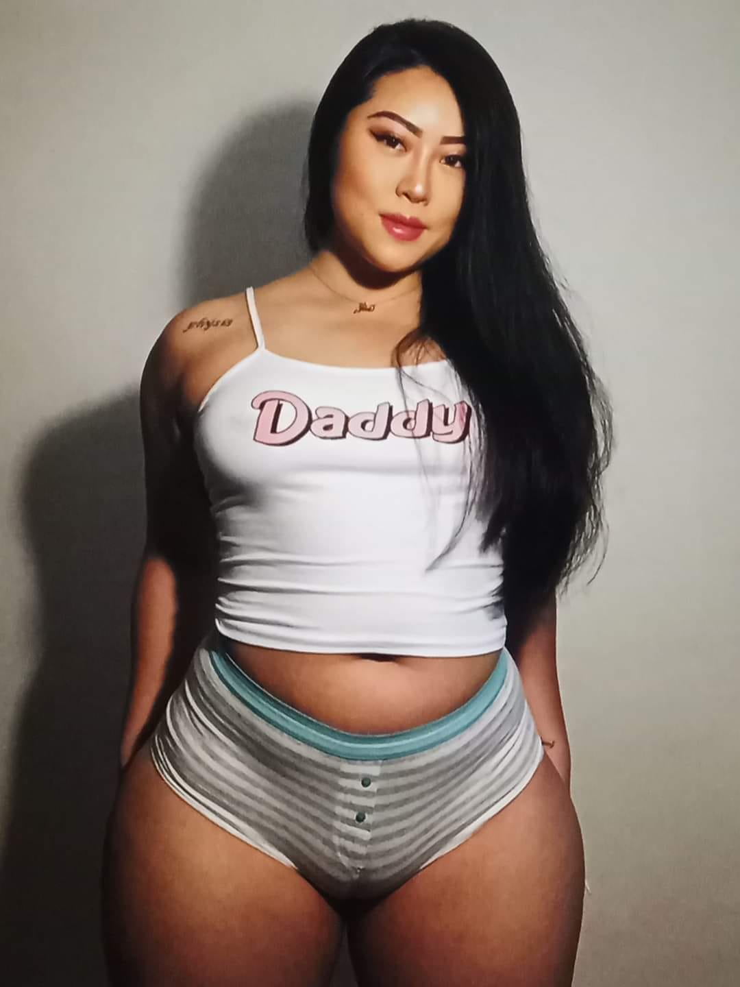 jin baek | Scrolller