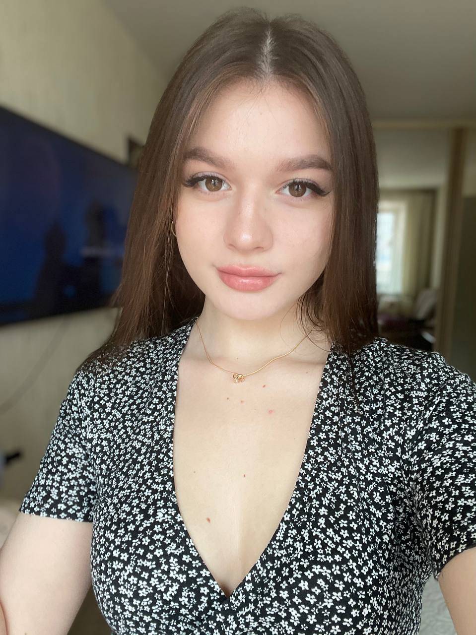 Join me on my FREE OnlyFans for my juiciest and naughtiest content. I love to chat and reply to ...