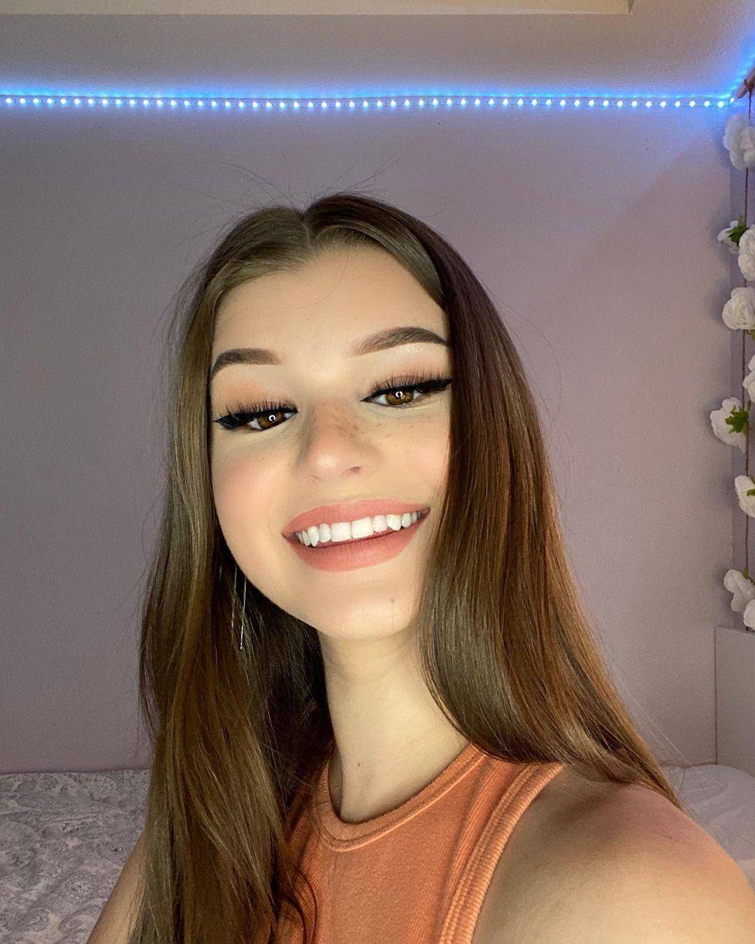 join the best discord (no invite for access) in the comments 😩 | Scrolller