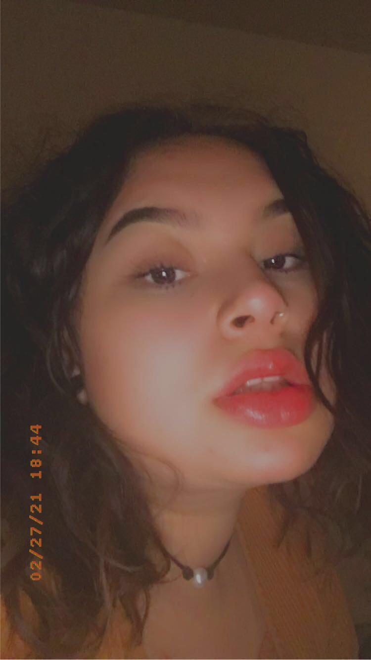 Juicy lips😜 ️ | Scrolller