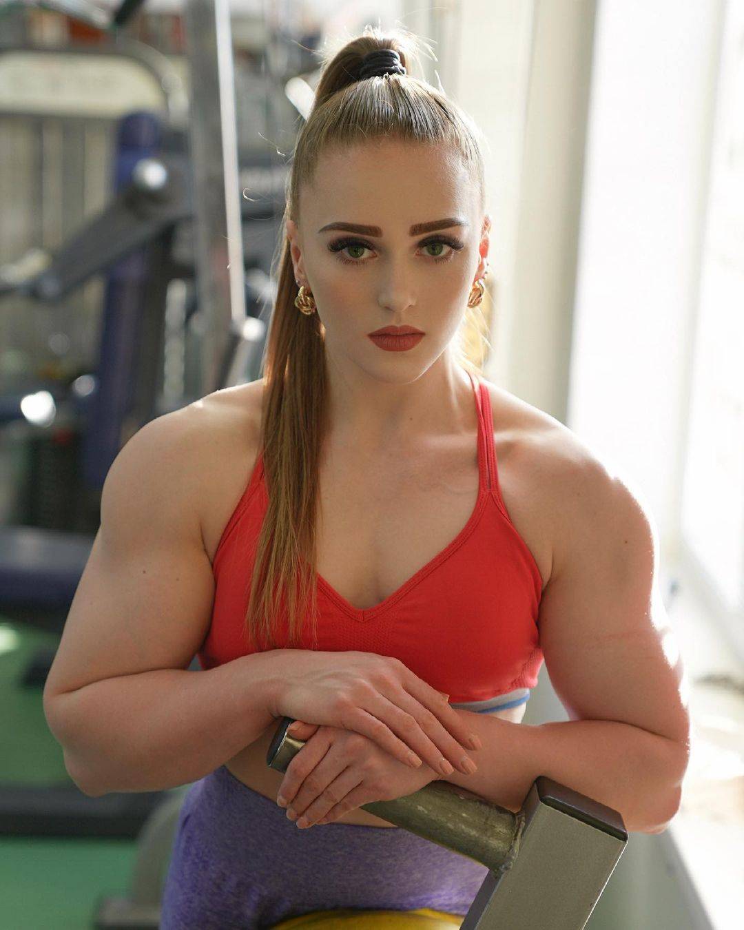 Julia Vins | Scrolller